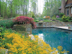 Private and Peaceful - Home & Design Magazine