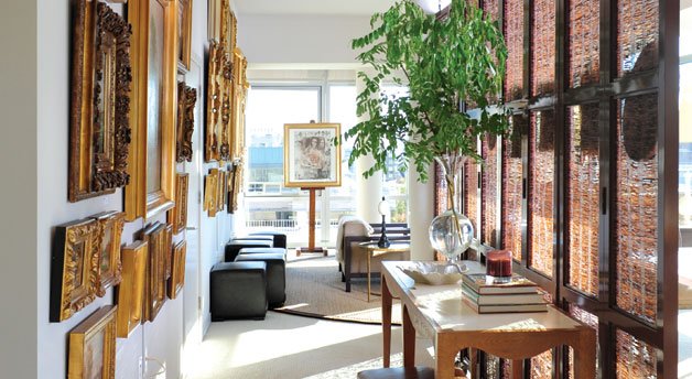 Living Gallery - Home & Design Magazine