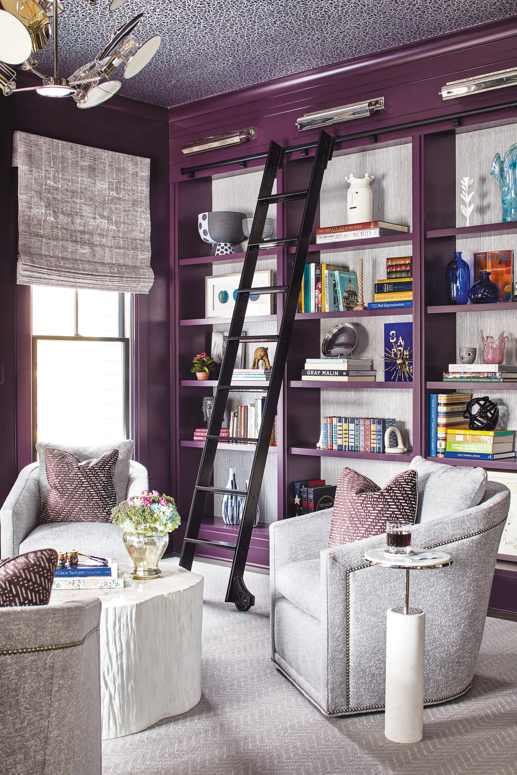 Color Story - Home & Design Magazine