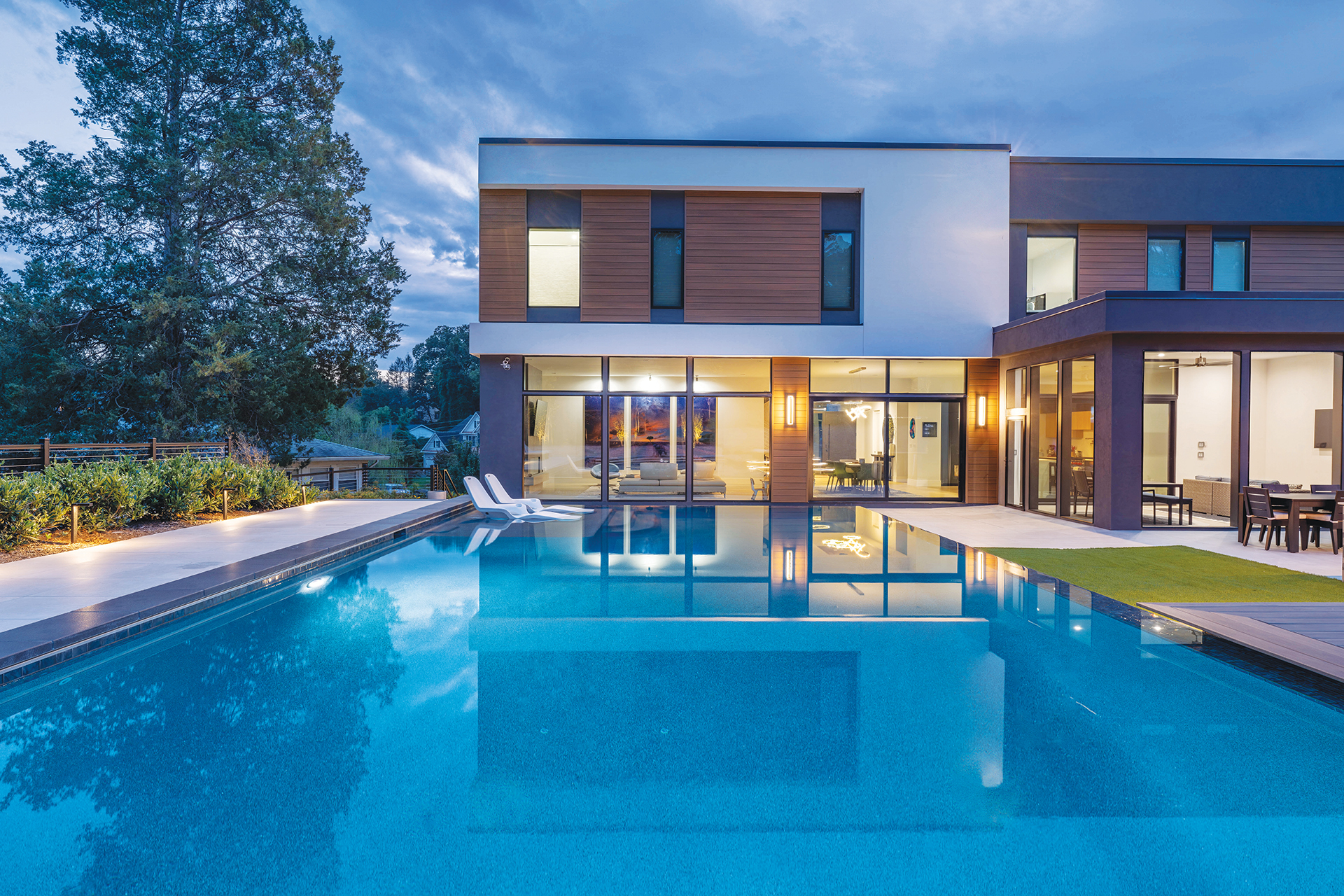 Autumn Allure - Home & Design Magazine